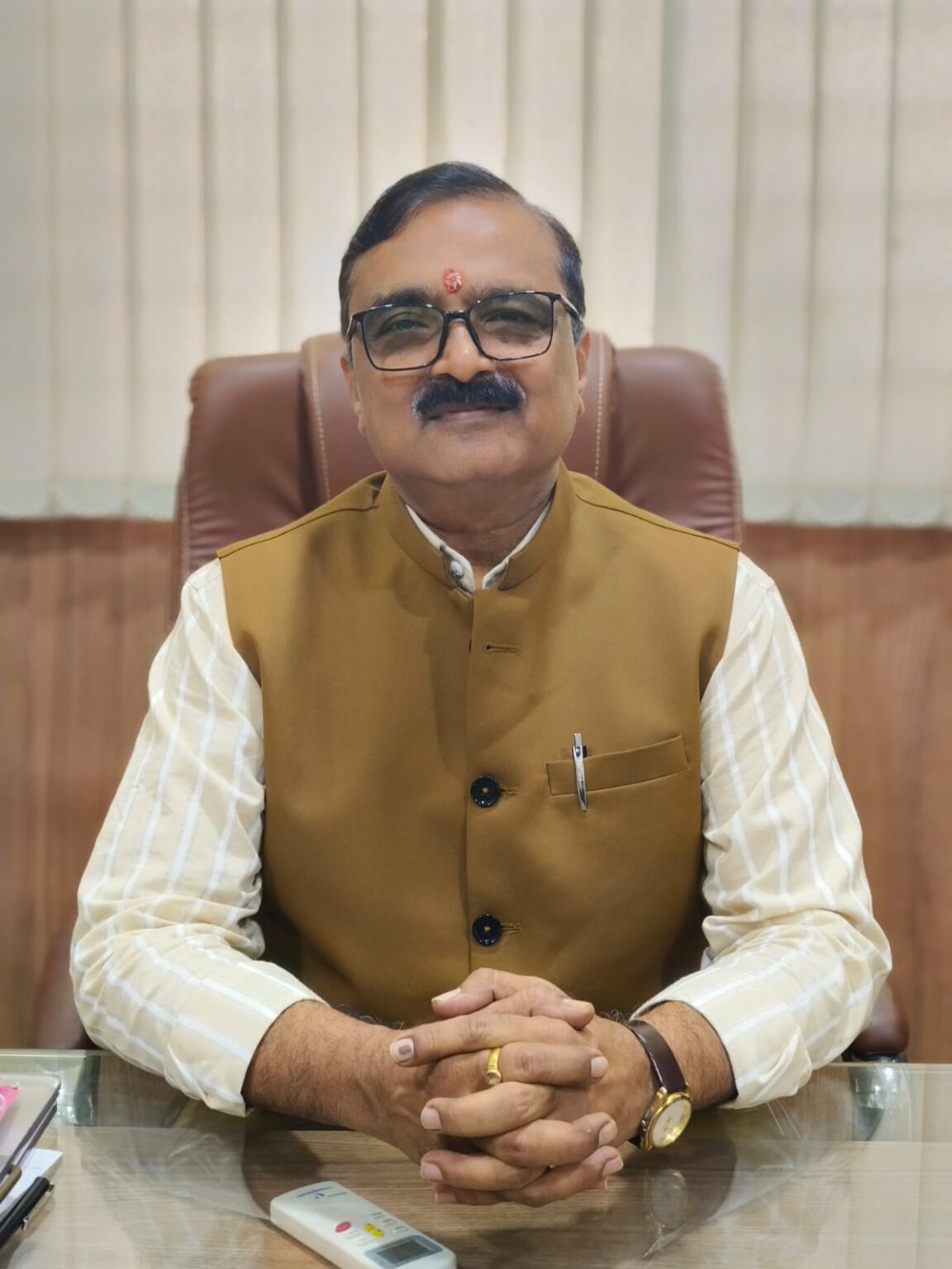 About Dean - Yackodoli.com